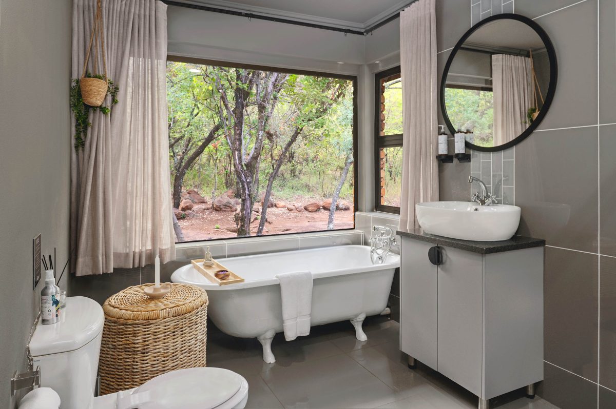 About Us - Mutango Lodge